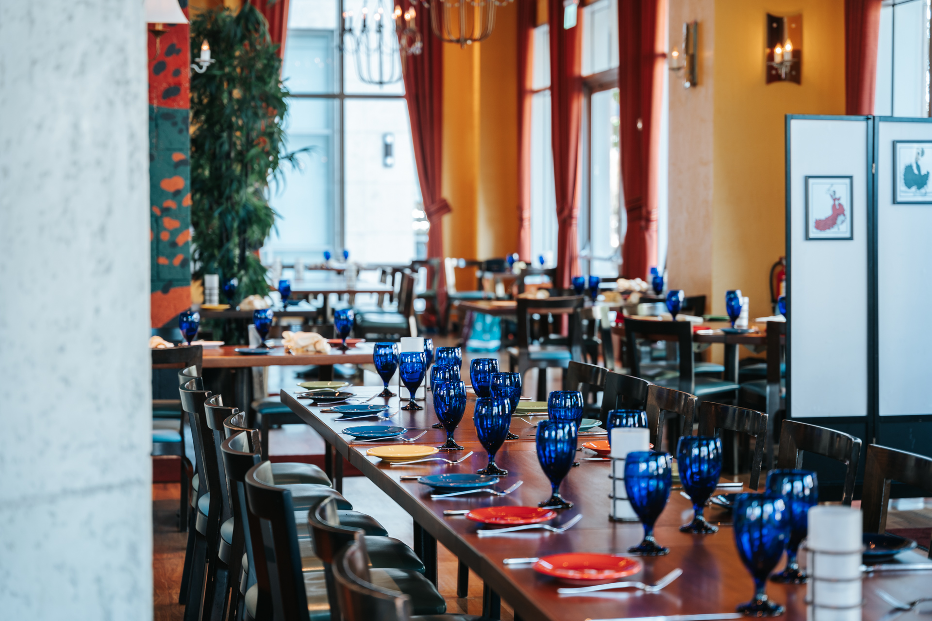 Group Dining - Cascal Restaurant