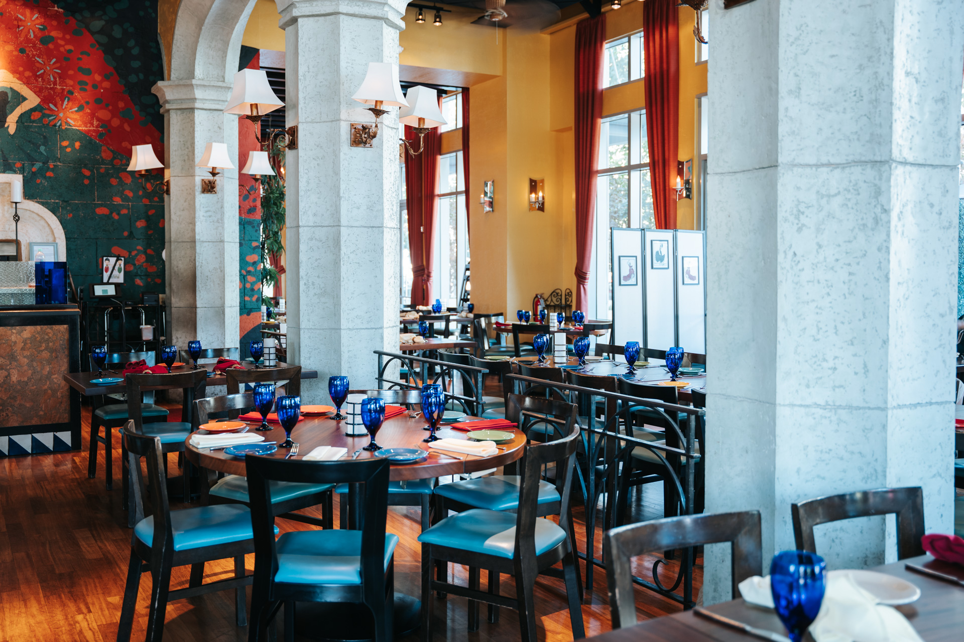 Group Dining - Cascal Restaurant